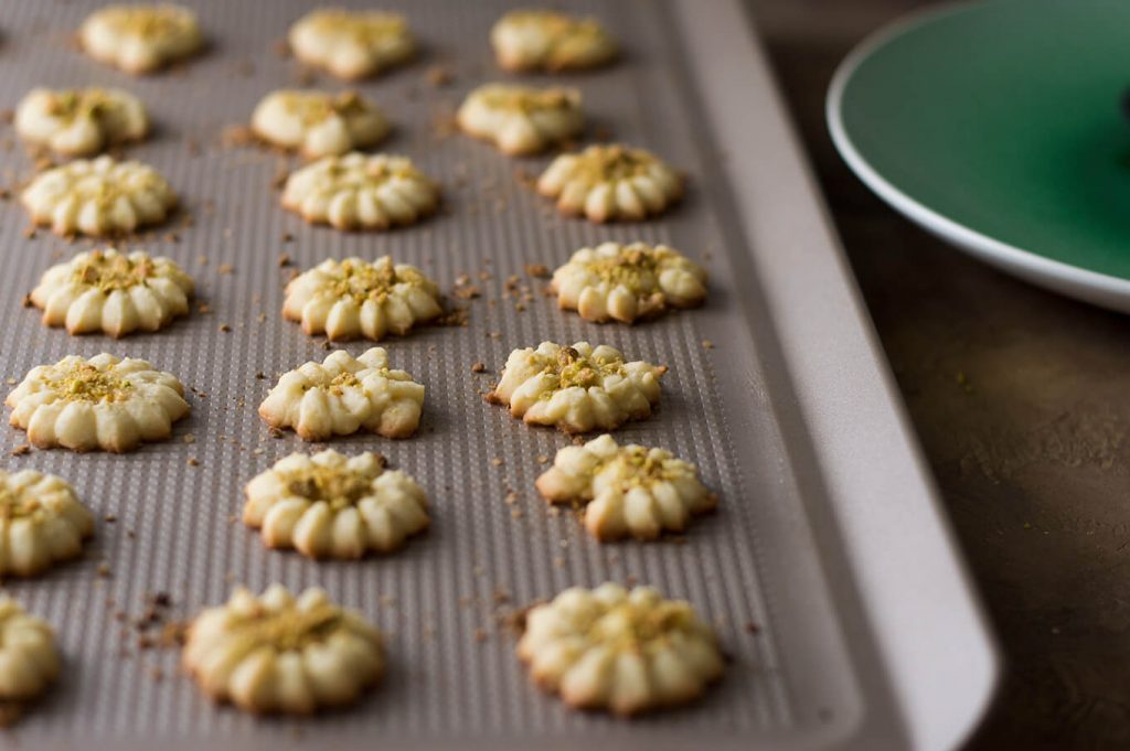 Lemon Cardamom Sugar Cookies | OMGfood